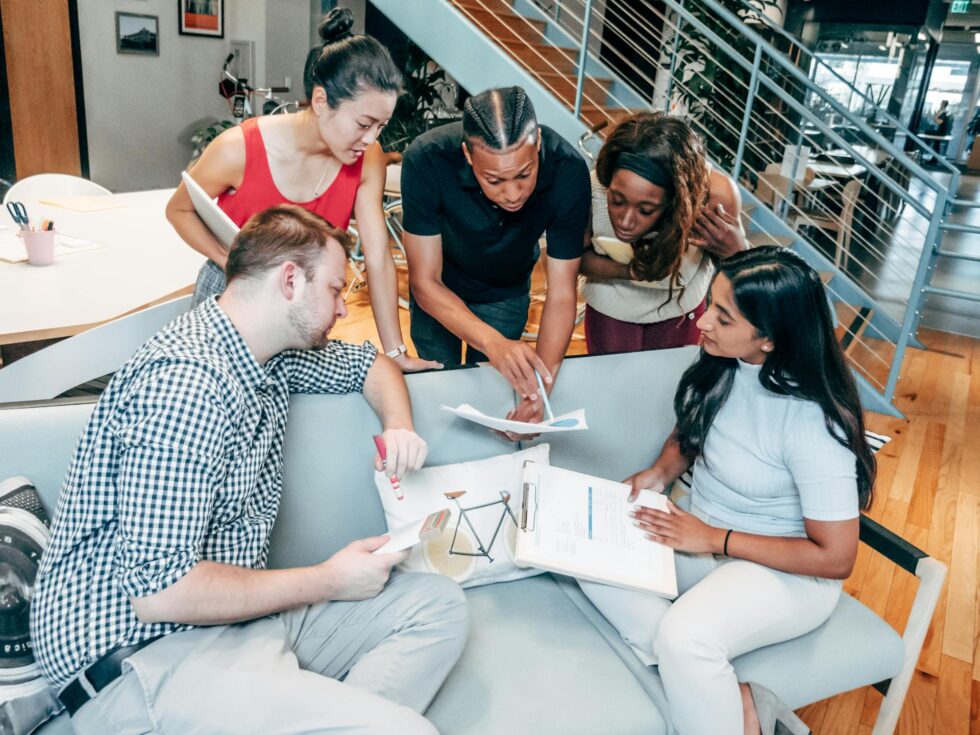 25 Employee Performance Metrics to Track